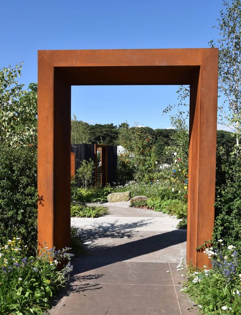 Corten Steel Arch - LuxUnique