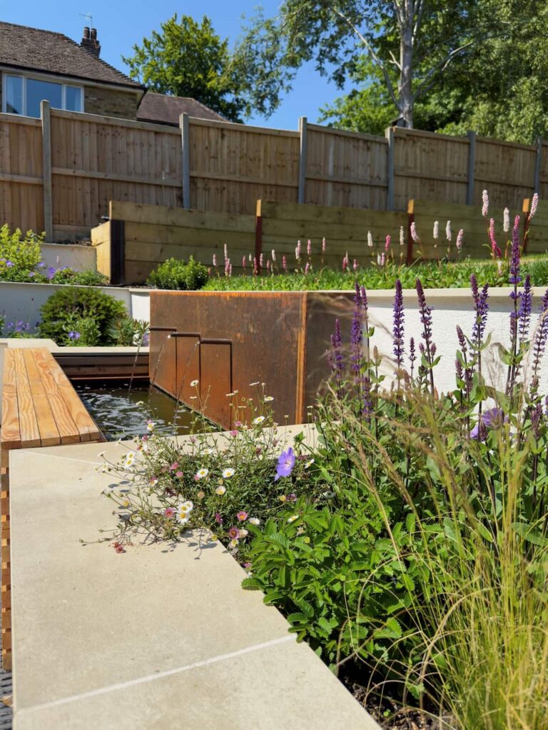 Bespoke Water Features - LuxUnique